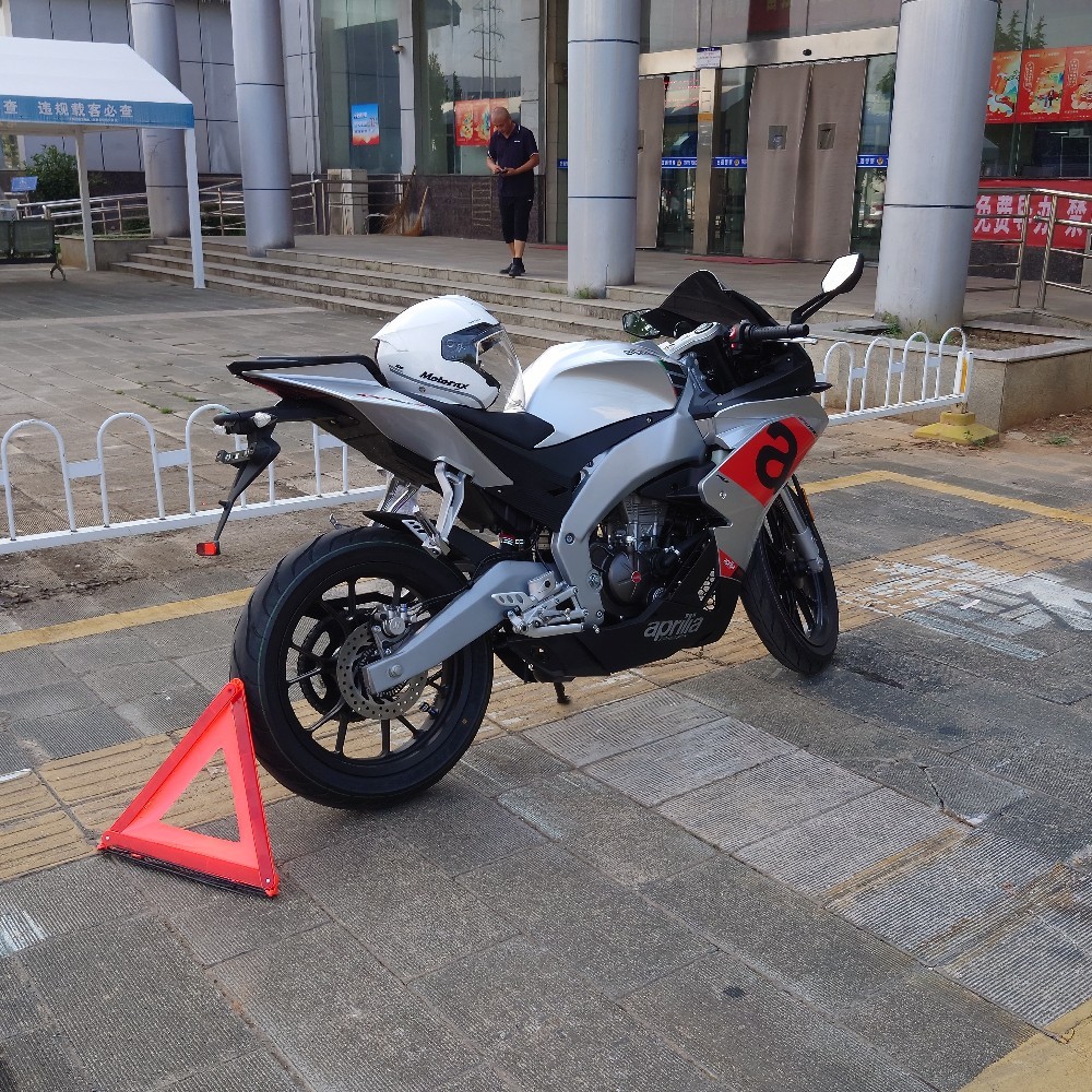 宗申阿普利亚摩托车,GPR150R报价及图片-摩托范-摩托车官网